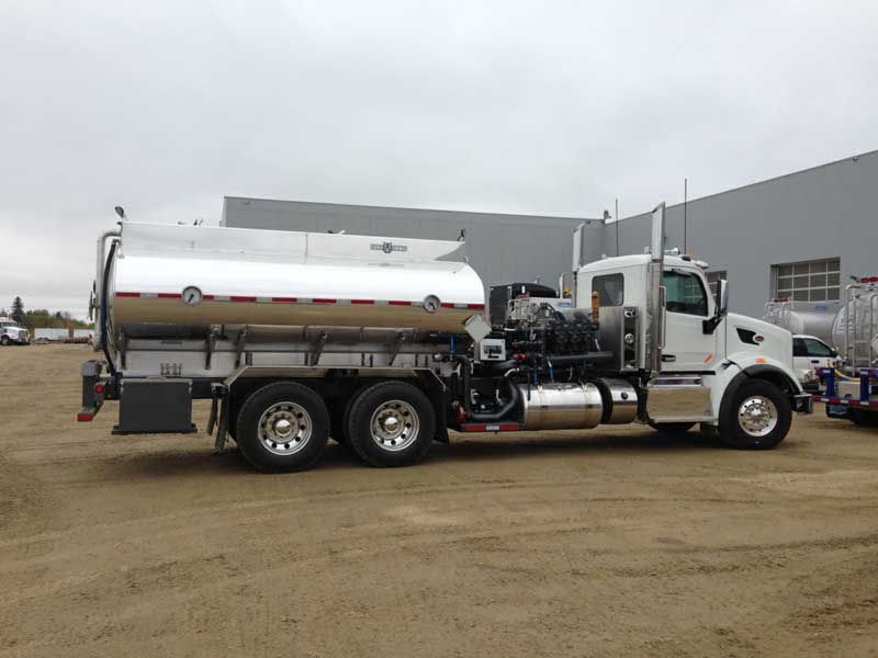 Wolf Tanks - Truck Mounted Tankers