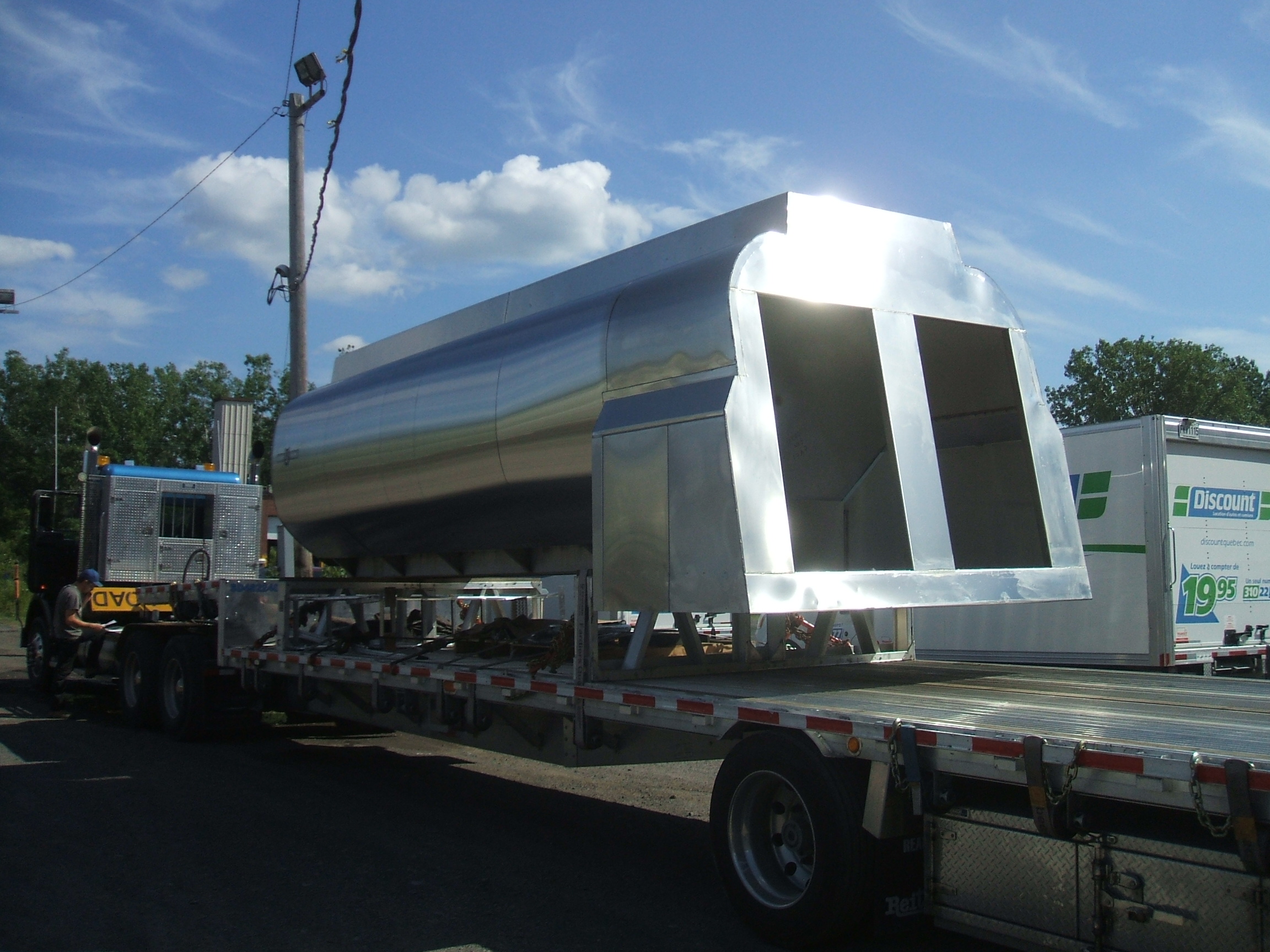 Wolf Tanks - Truck Mounted Tankers